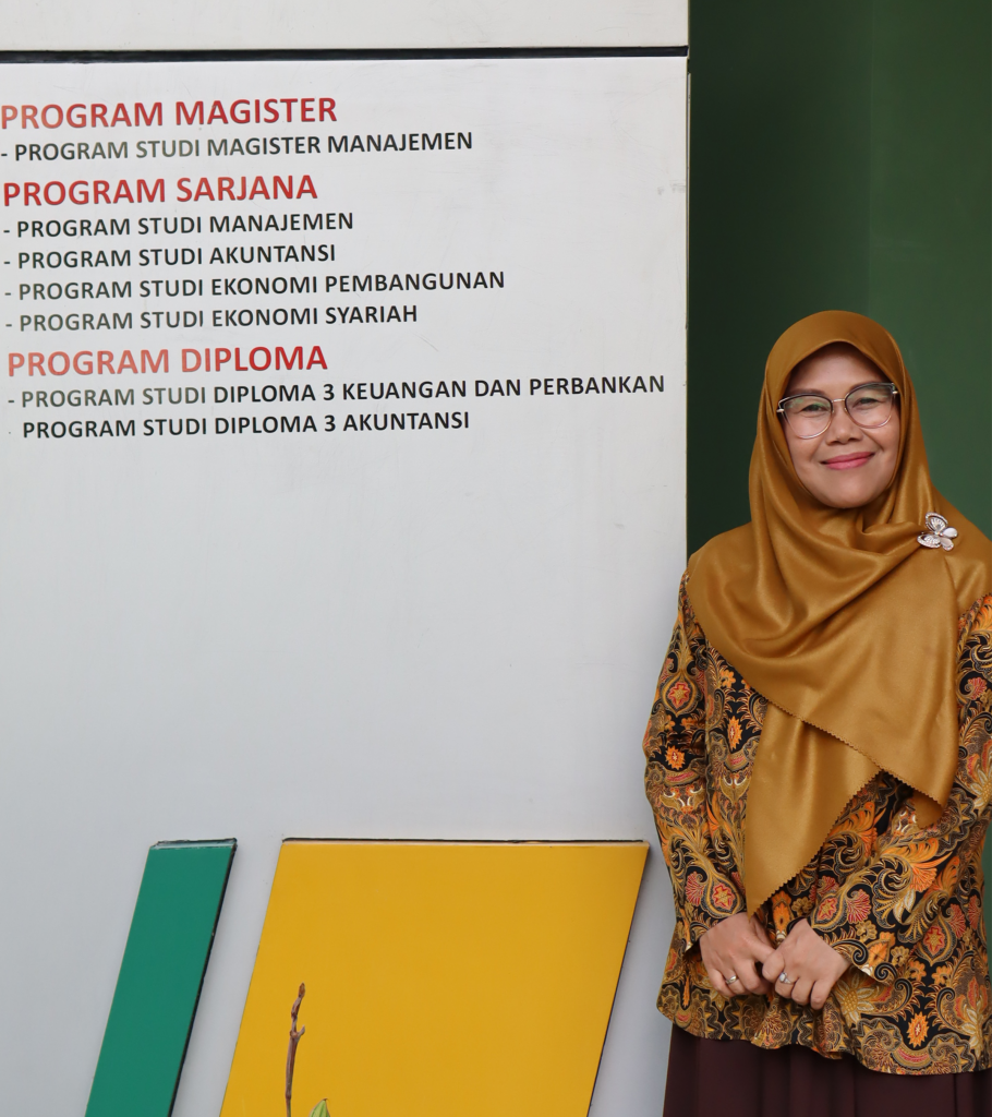 Dewi Cahyani P, SE., MM | Fakultas Ekonomi dan Bisnis - UPN Veteran Jakarta