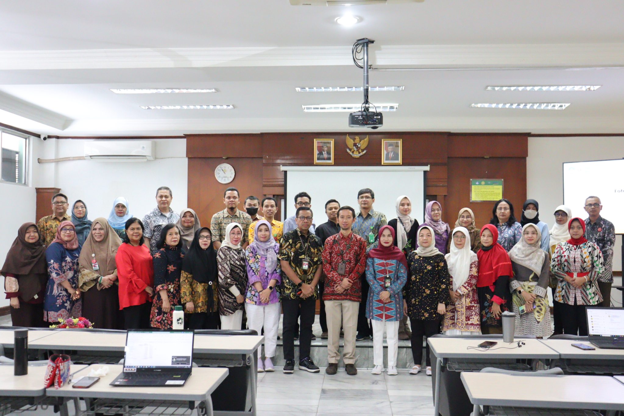 Sosialisasi dan Evaluasi Pelaksanaan Program Magang Merdeka Belajar Kampus Merdeka (MBKM ...